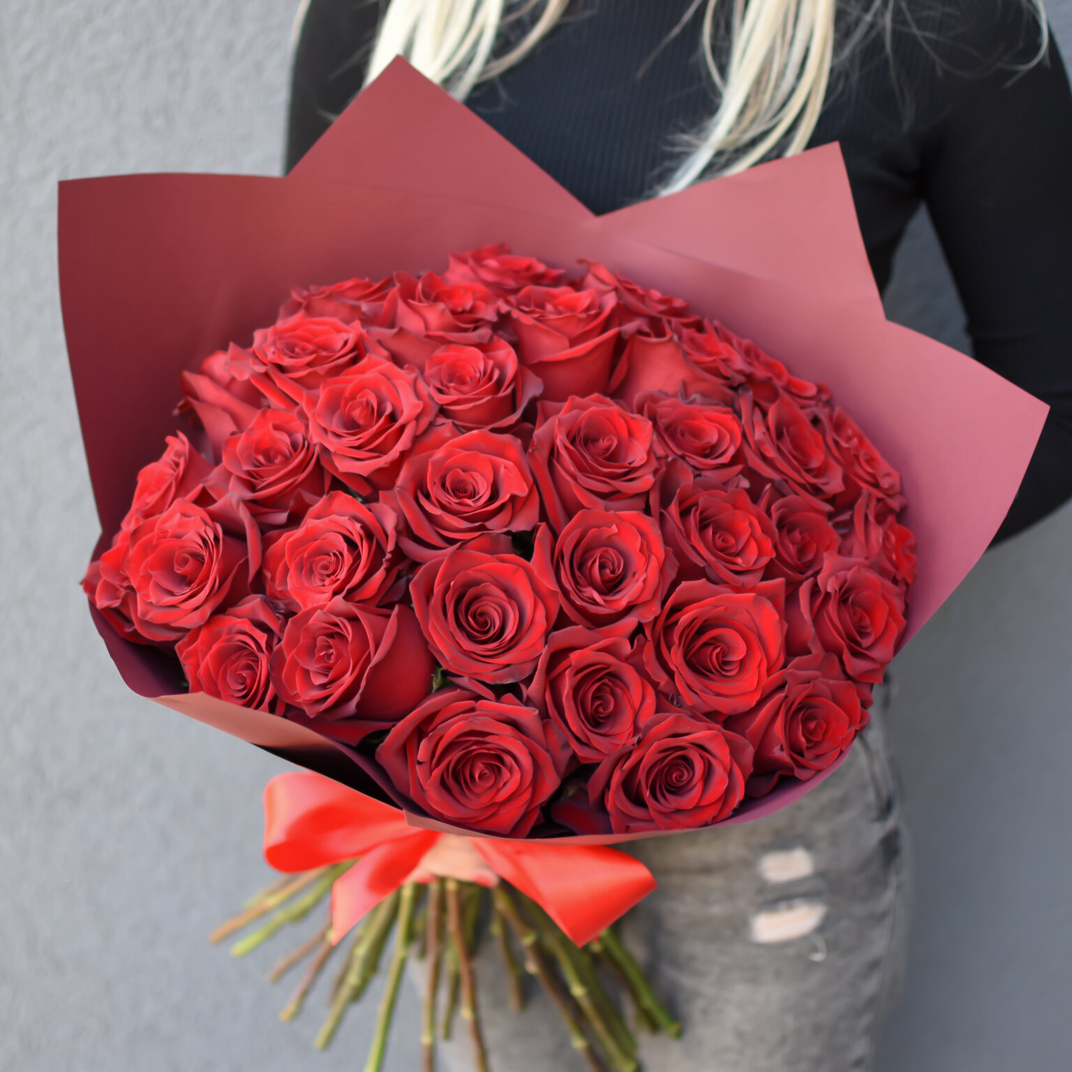 Raudonų rožių puokštė | Gėlių pristatymas Vilniuje | Pristatome Gėles